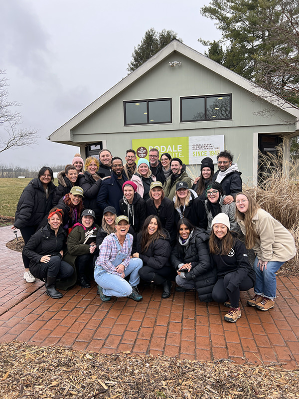 6 Eventful Team Meeting Ideas – DavinesPro